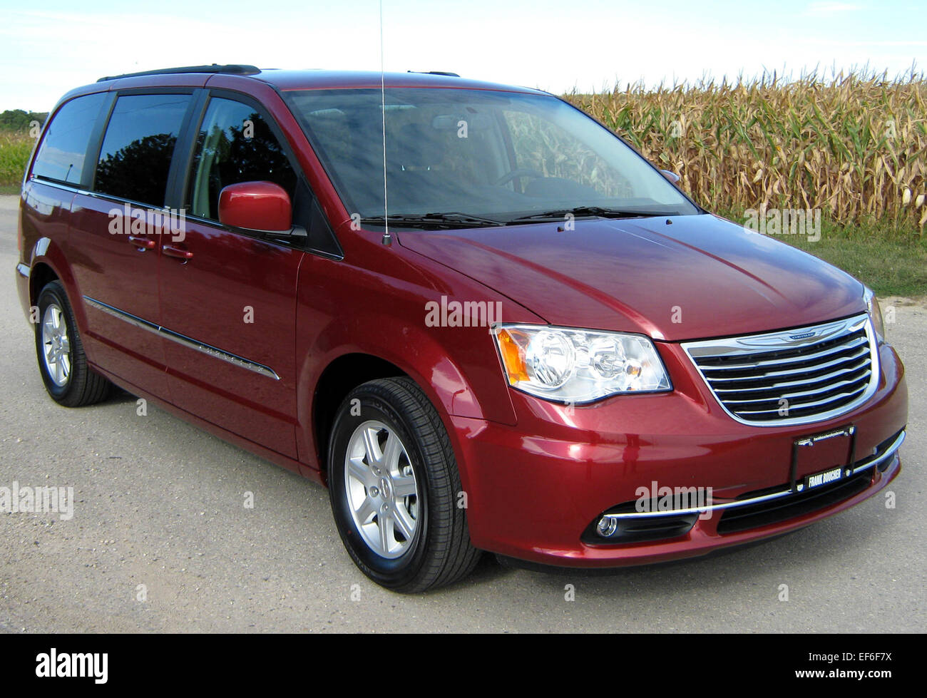 The 2012 Chrysler Town & Country Touring is a family-friendly minivan ...