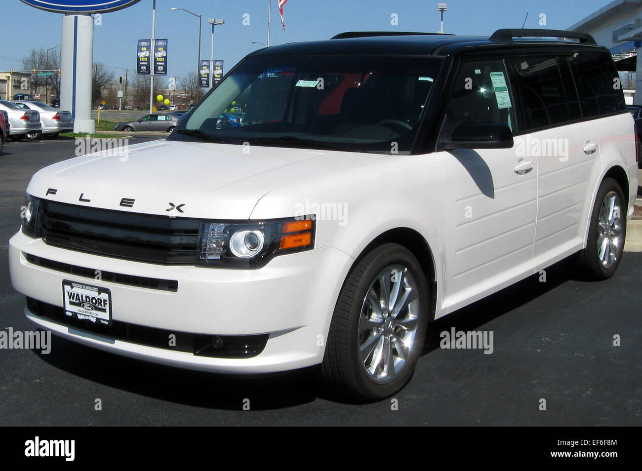 The 2012 Ford Flex Titanium is a full-size crossover SUV that blends versatility, style, and ...
