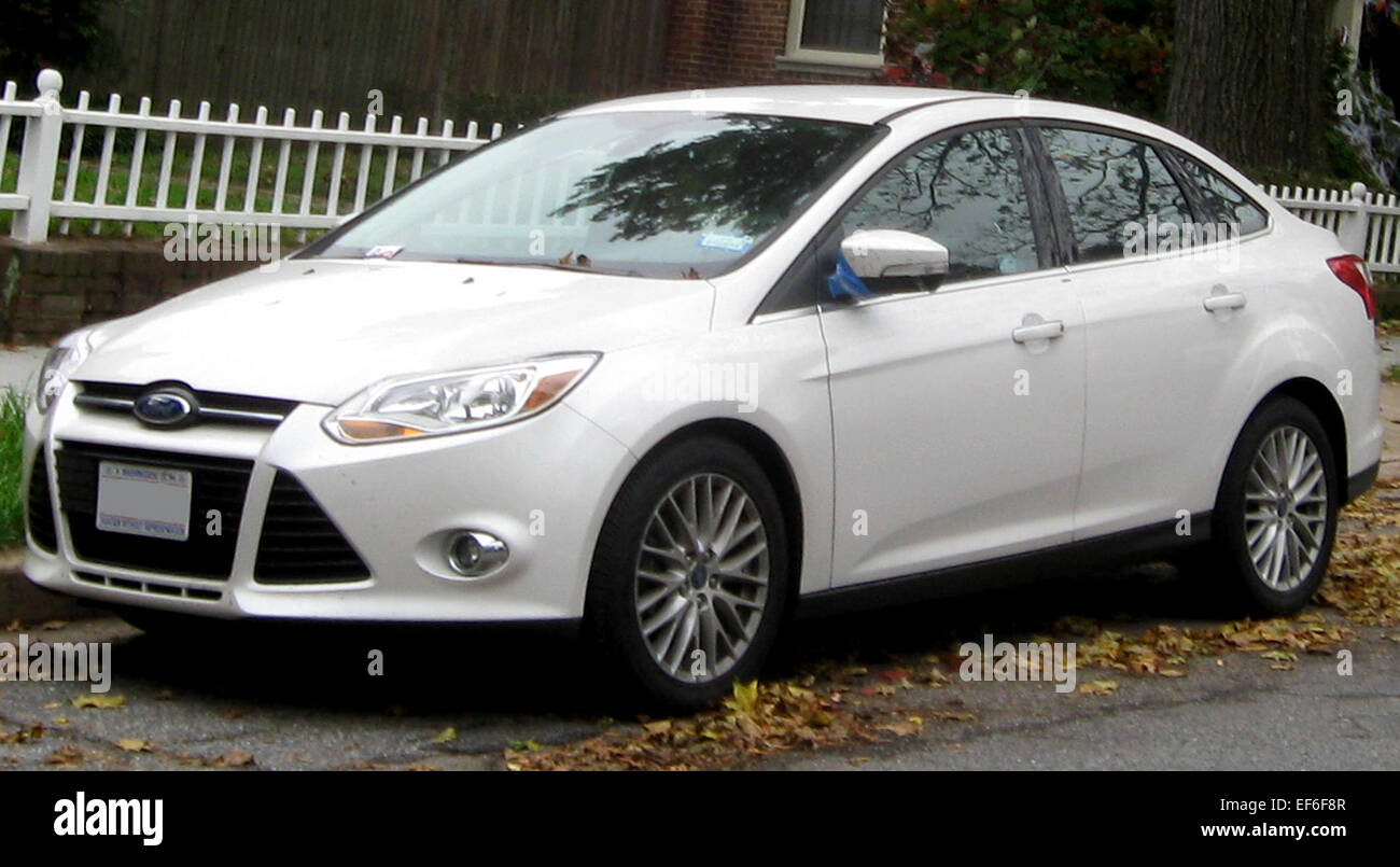 2012 ford focus sport hi-res stock photography and images - Alamy