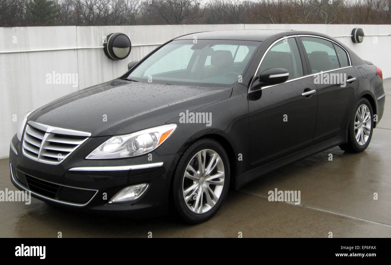 Genesis car show hi-res stock photography and images - Alamy