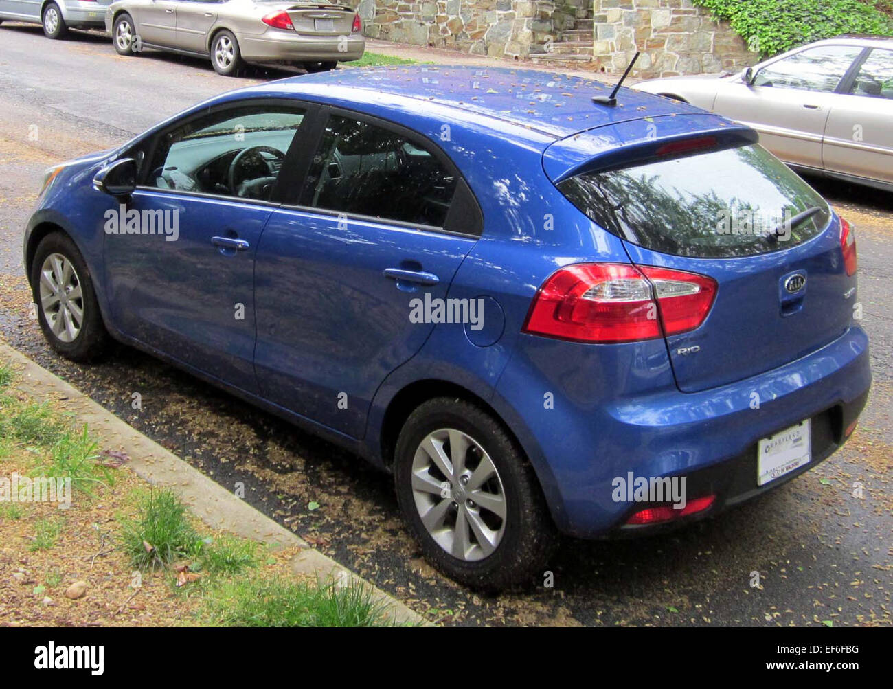 Kia rio four door hi-res stock photography and images - Alamy