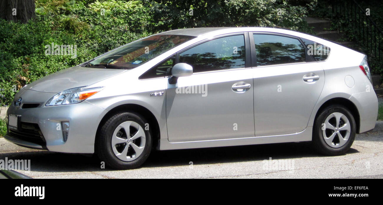 The 2012 Toyota Prius is a hybrid compact car that excels in fuel ...