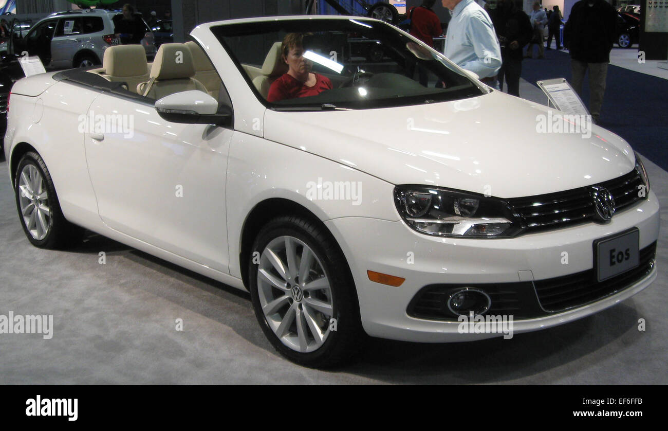 The 2012 Volkswagen Eos is a compact convertible that combines a ...