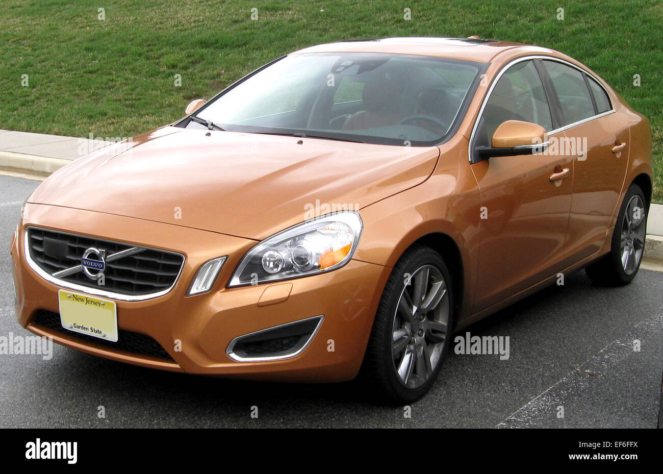 The 2012 Volvo S60 is a luxury sedan that combines sporty performance ...