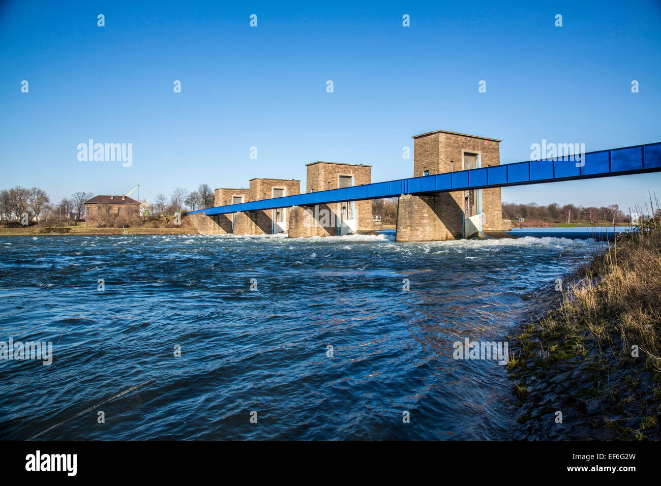 River ruhr with ruhr weir duisburg hi-res stock photography and images ...