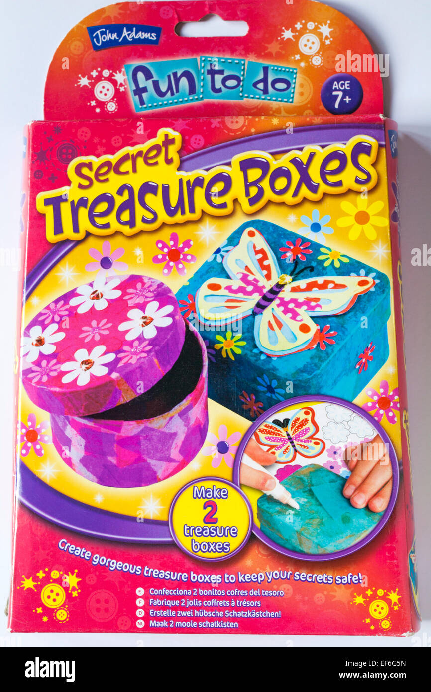 Make 2 treasure boxes hi-res stock photography and images - Alamy