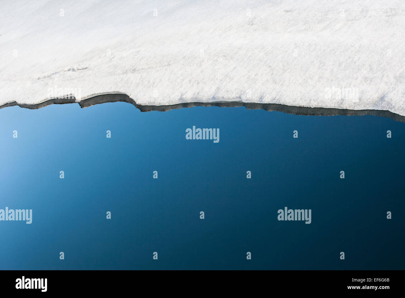 Edge of an ice floe Stock Photo - Alamy