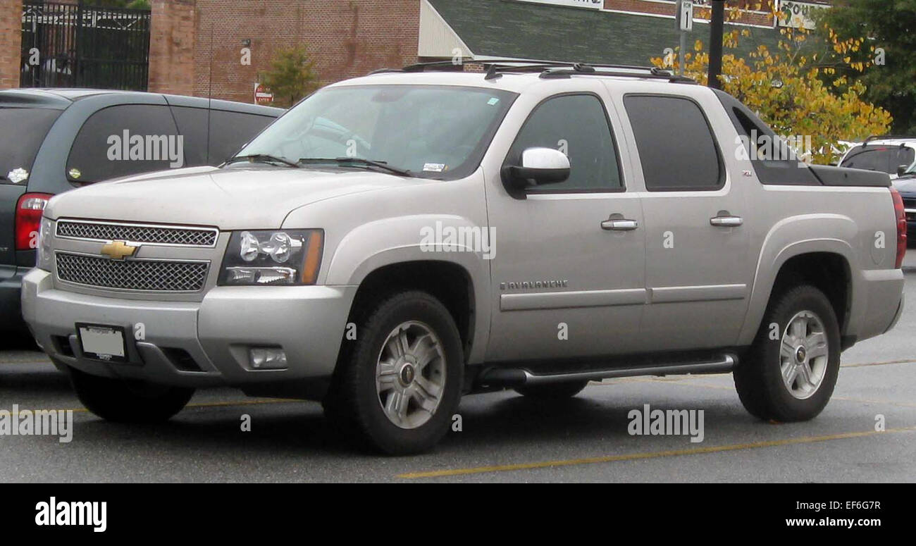 The second-generation Chevrolet Avalanche, introduced in 2009, combines ...