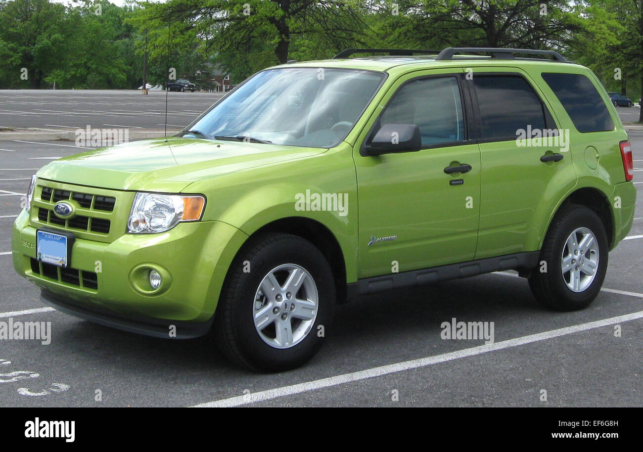 The 2nd-generation Ford Escape Hybrid, produced between 2004 and 2011 ...