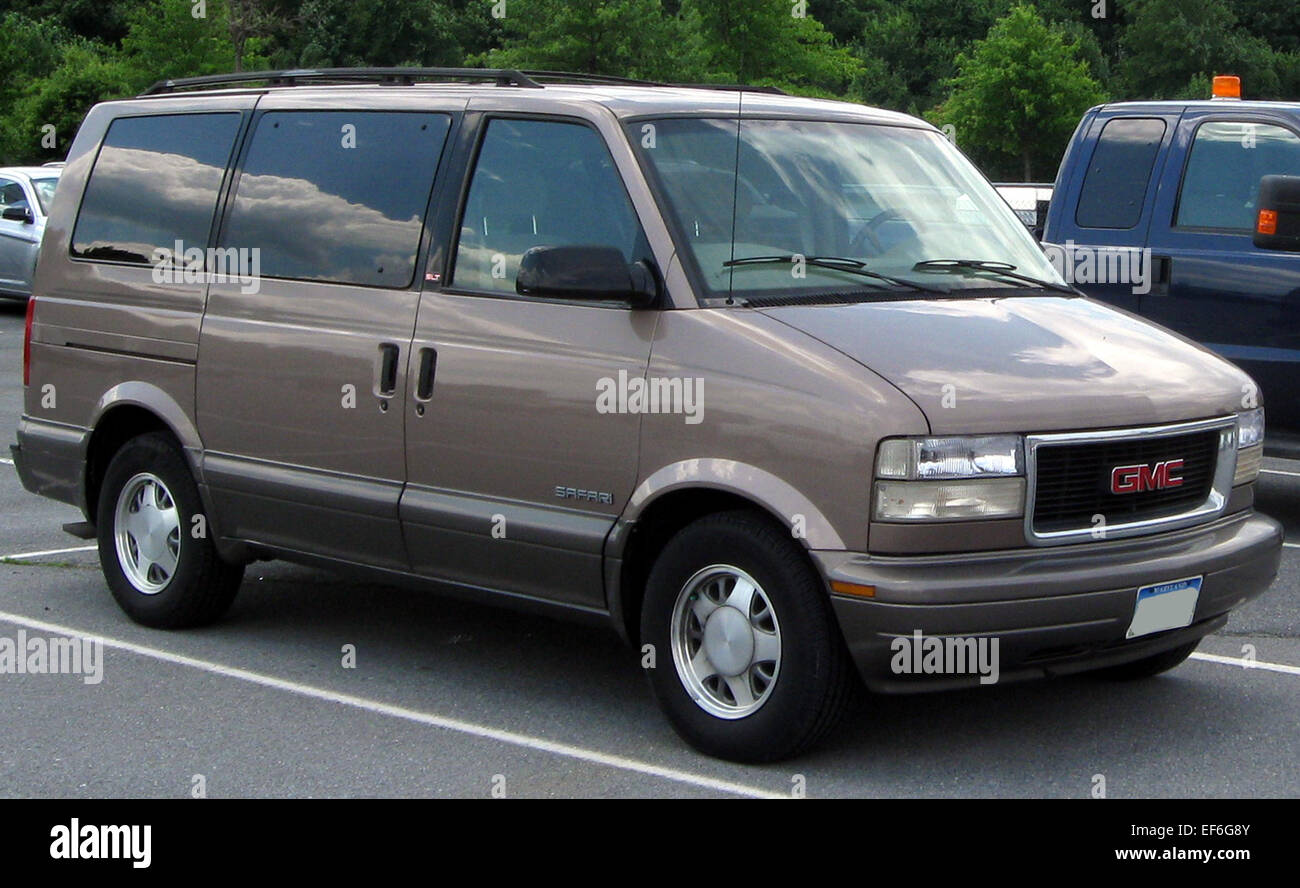 The 2nd-generation GMC Safari, a mid-size van produced from 1995 to ...