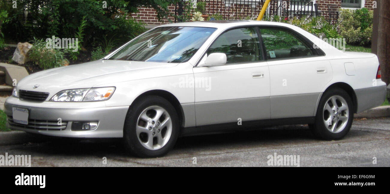 The second-generation Lexus ES300 is a luxury sedan that offers a ...