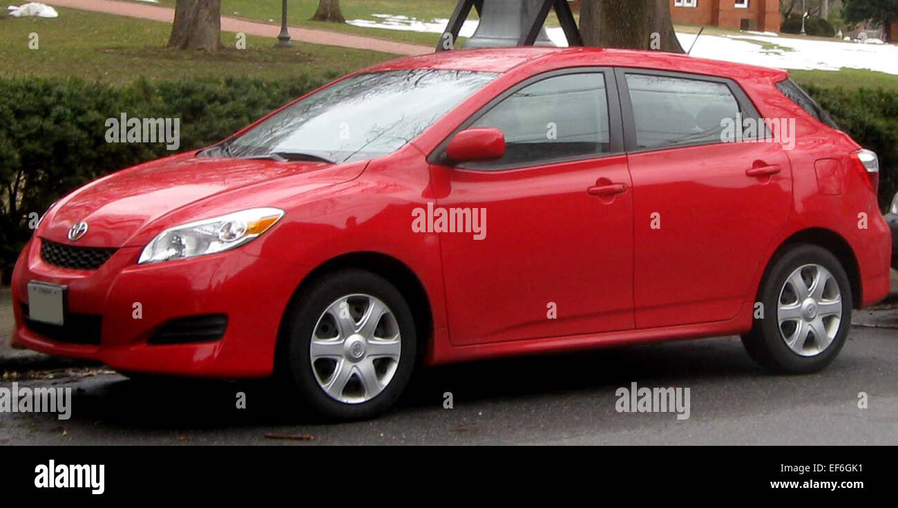 The second-generation Toyota Matrix, produced in 2003-2010, is a ...