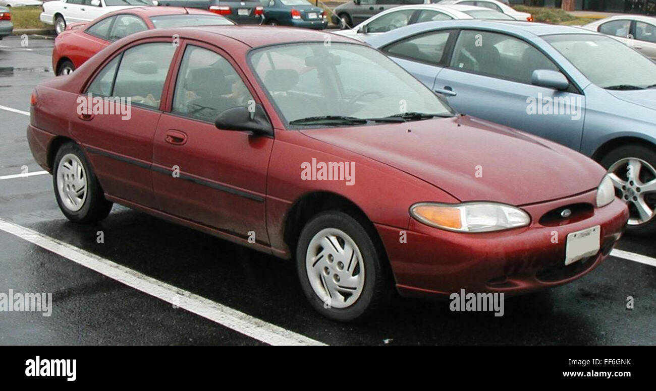 Ford escort hatchback hi-res stock photography and images - Alamy