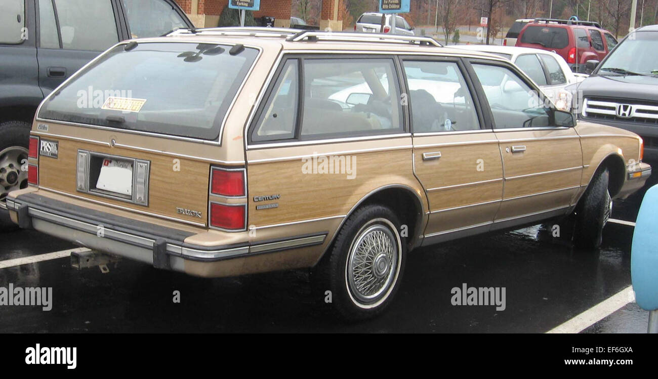 82 88 Buick Century Estate Wagon Stock Photo - Alamy
