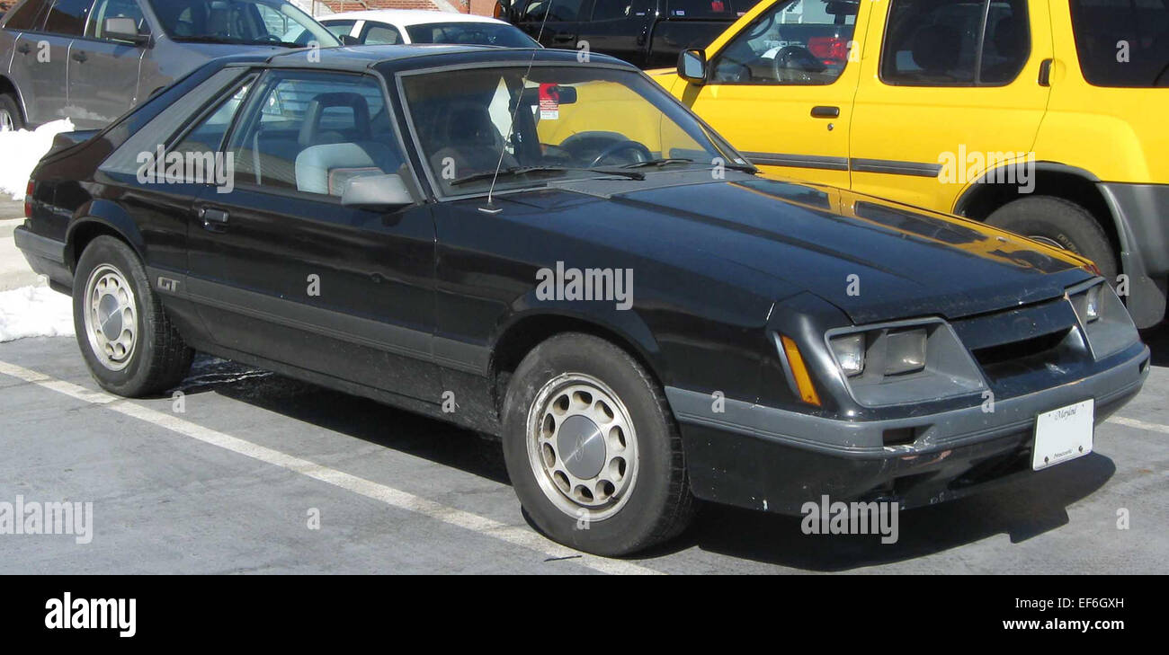 83 86 Ford Mustang GT Stock Photo - Alamy
