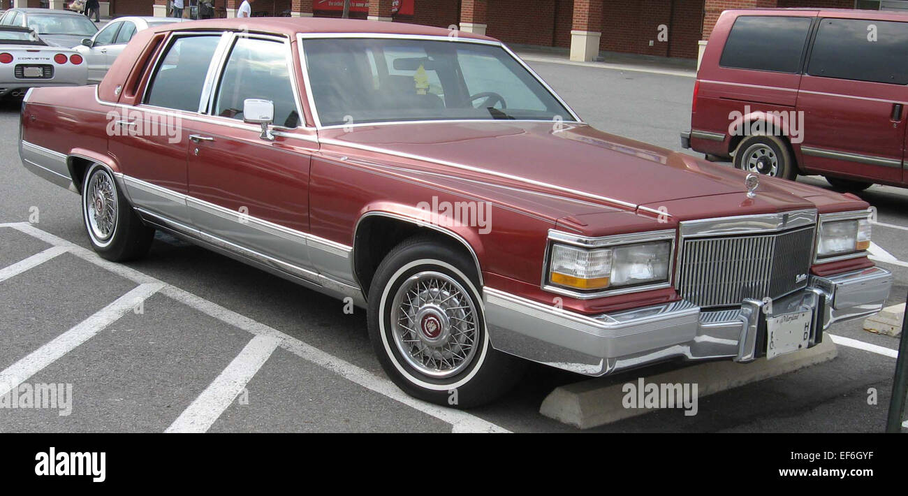 85 92 Cadillac Brougham Stock Photo - Alamy