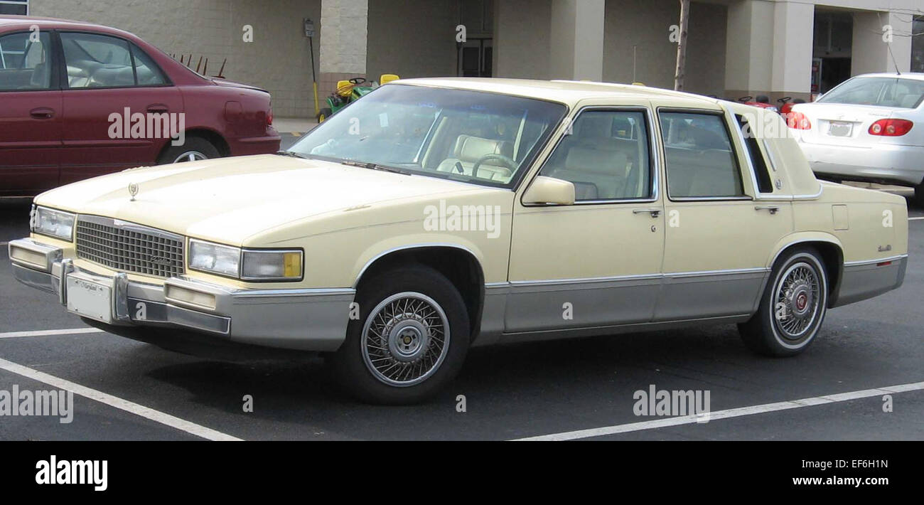89 93 Cadillac Deville Stock Photo - Alamy