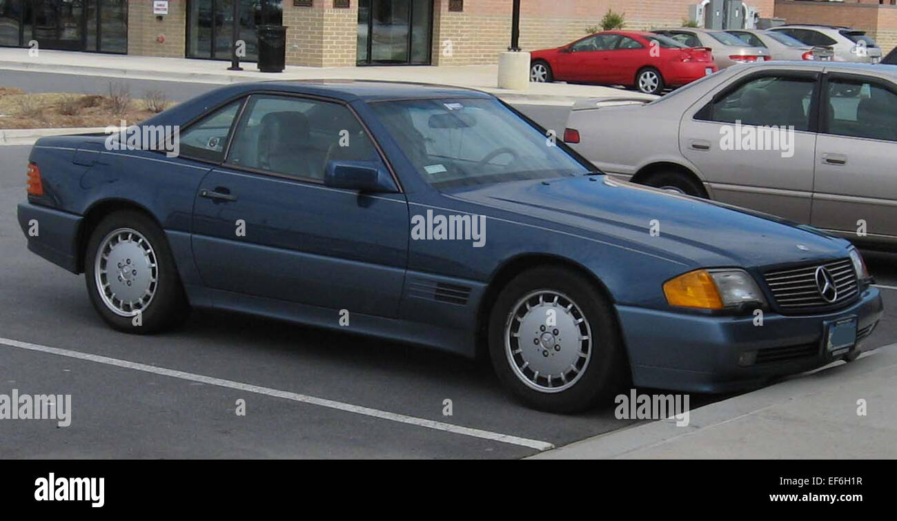 89 93 Mercedes Benz 500SL Stock Photo - Alamy