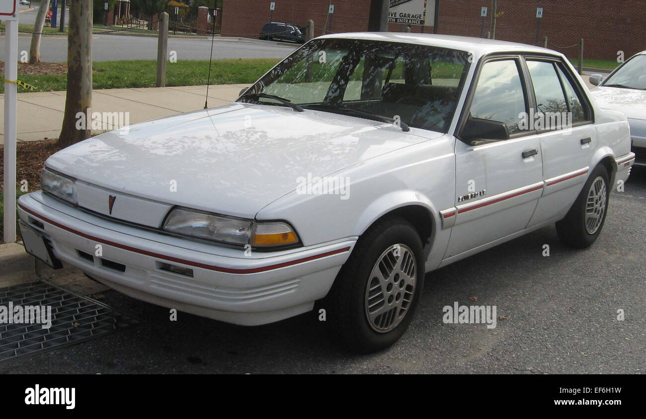 The 1989-1994 Pontiac Sunbird sedan is a compact car known for its ...