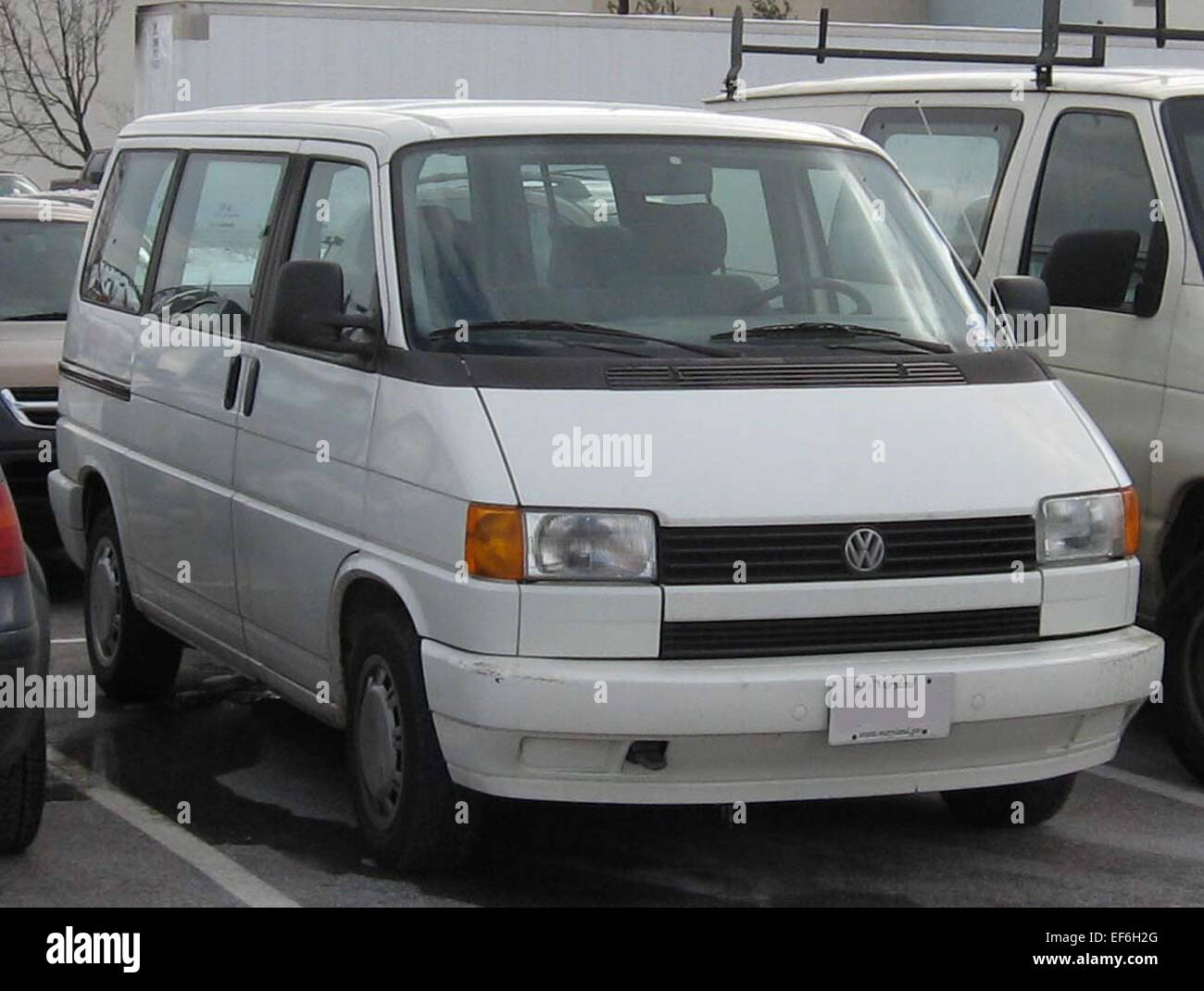 Volkswagen eurovan hi-res stock photography and images - Alamy