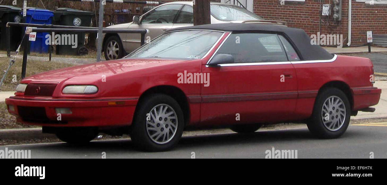 Chrysler lebaron hi-res stock photography and images - Alamy