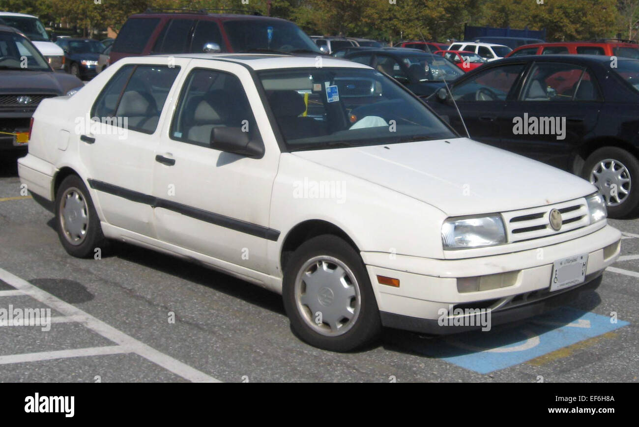 The 1993-1995 Volkswagen Jetta is a compact sedan that combines ...