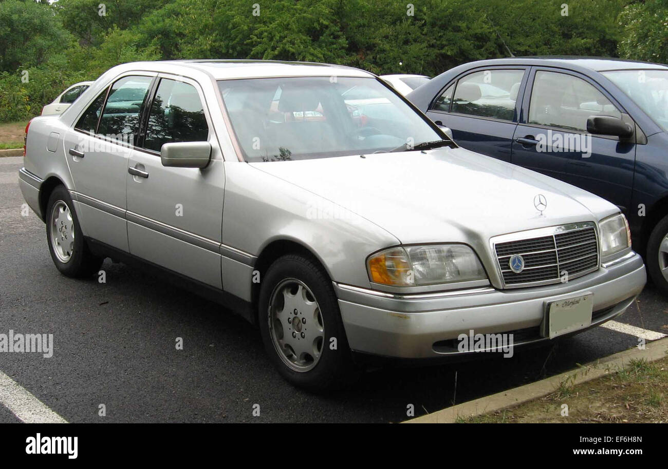 93 97 Mercedes Benz C Class Stock Photo - Alamy