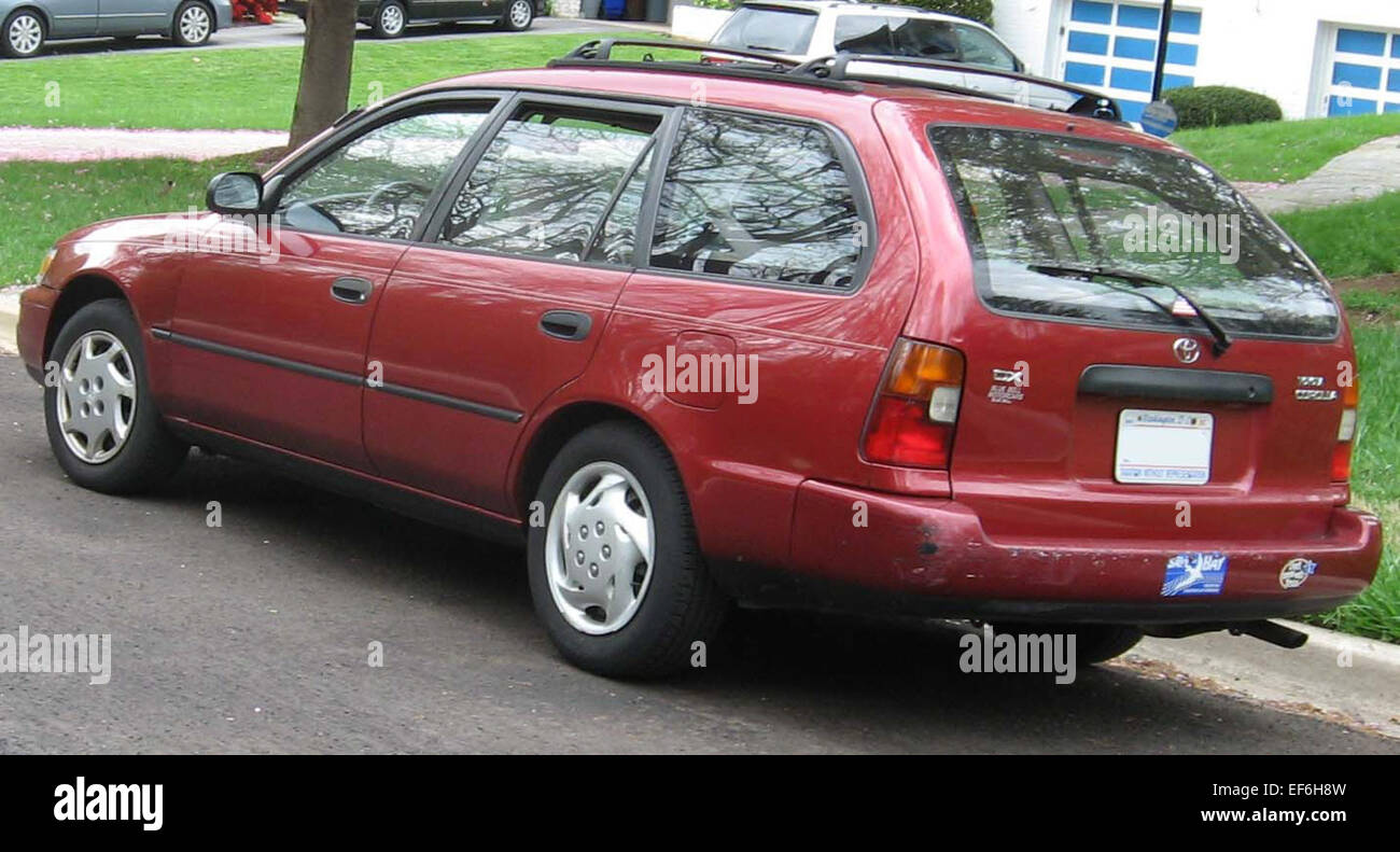 93 97 Toyota Corolla DX wagon rear Stock Photo - Alamy 93 97 Toyota Corolla DX wagon rear Stock Photo - Alamy