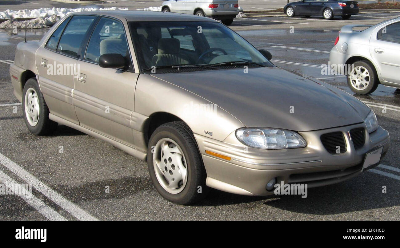 The 1996-1998 Pontiac Grand Am is a compact sedan offering a ...