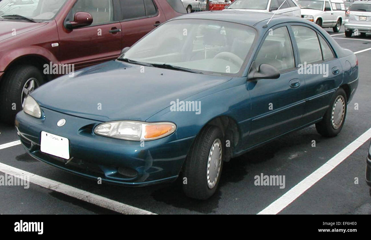 The 1997-1999 Mercury Tracer is a compact car offering economical ...