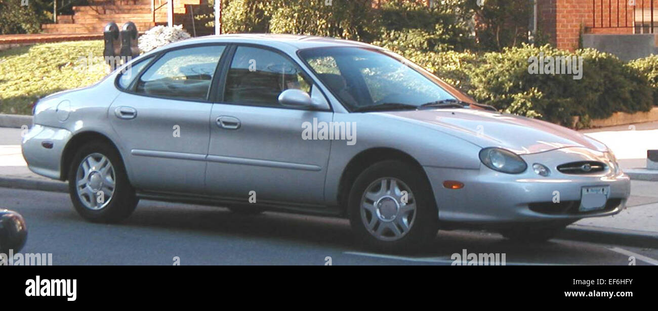 The 1998-1999 Ford Taurus sedan is a mid-size car known for its ...