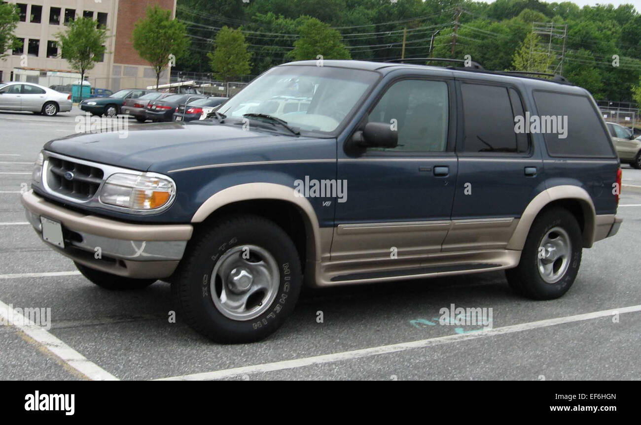 99 01 Ford Explorer Stock Photo - Alamy