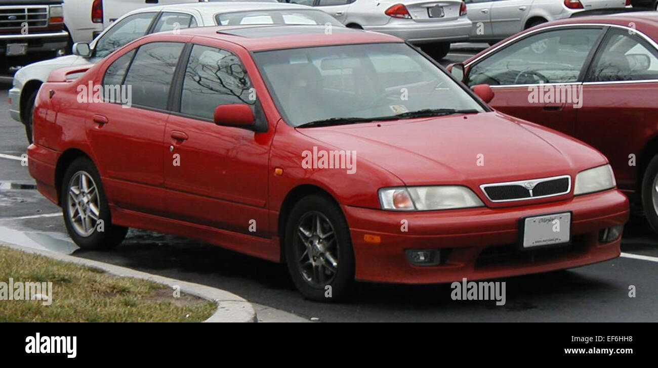 The 1999-2002 Infiniti G20 is a compact luxury sedan that combines ...