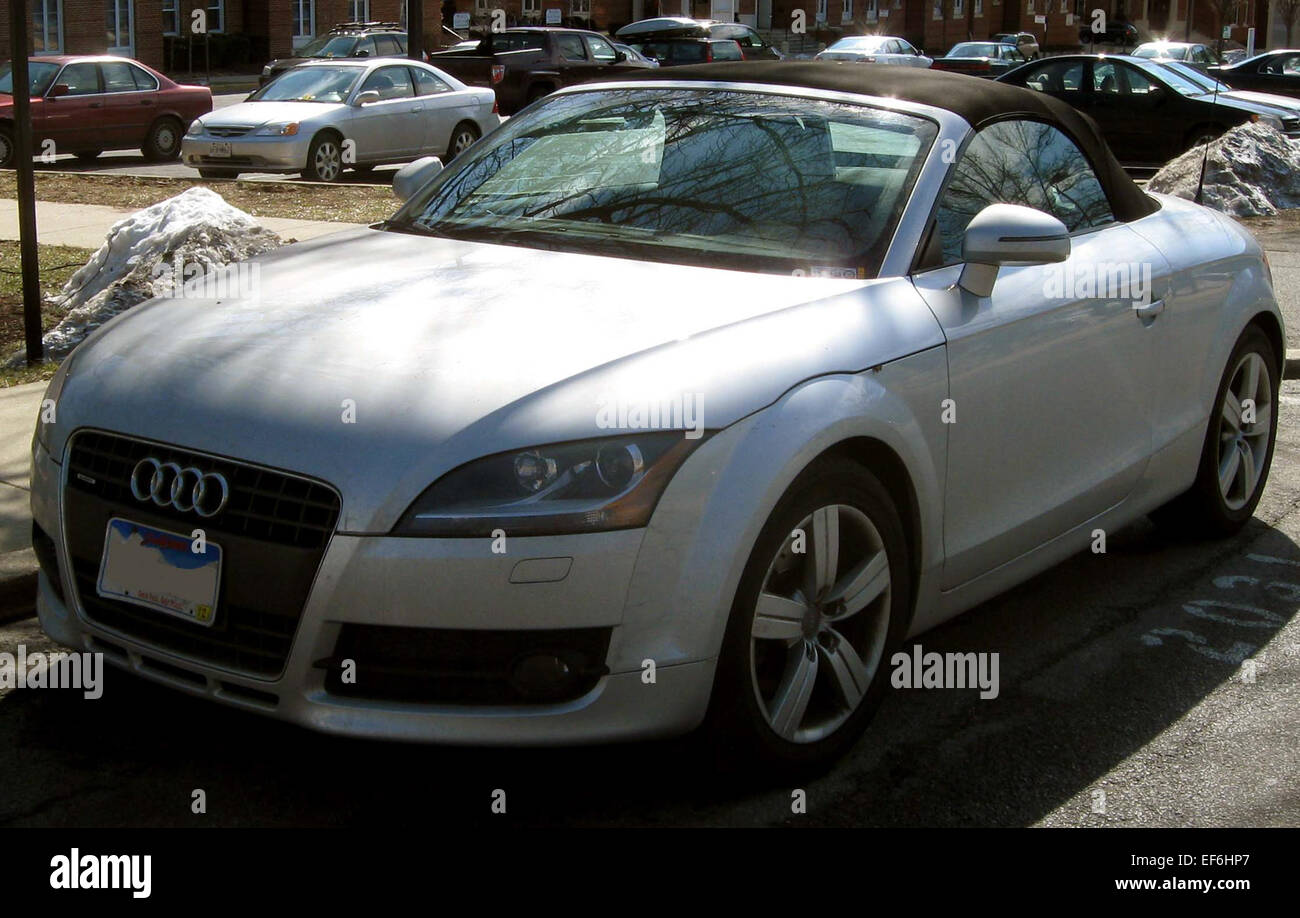 The 2010 Audi TT convertible combines sleek styling with impressive ...