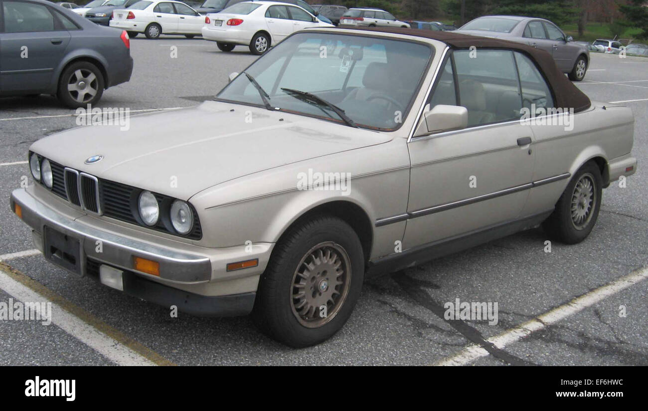 Bmw e30 hi-res stock photography and images - Alamy