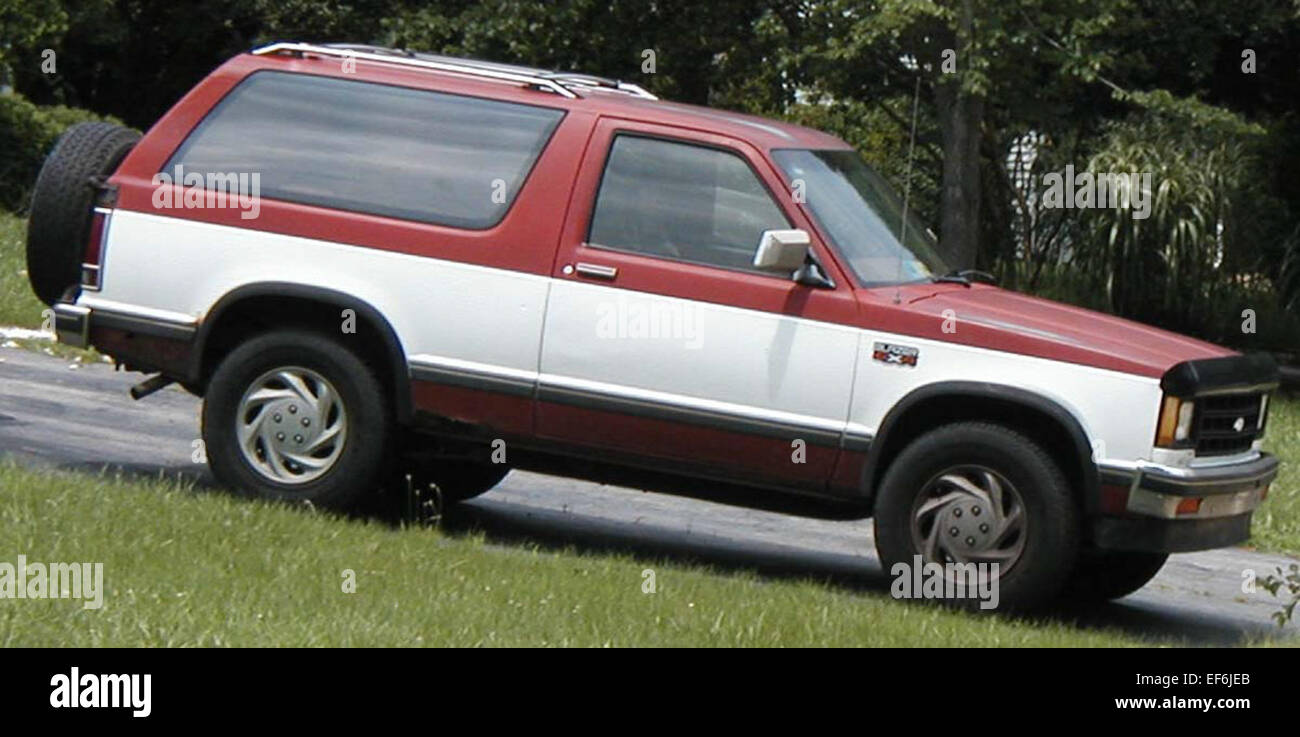 The Chevrolet Blazer is a midsize SUV offering a balance of sporty ...