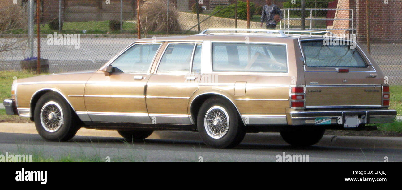The 2004-2011 Chevrolet Caprice wagon features a rear-drive layout with ...