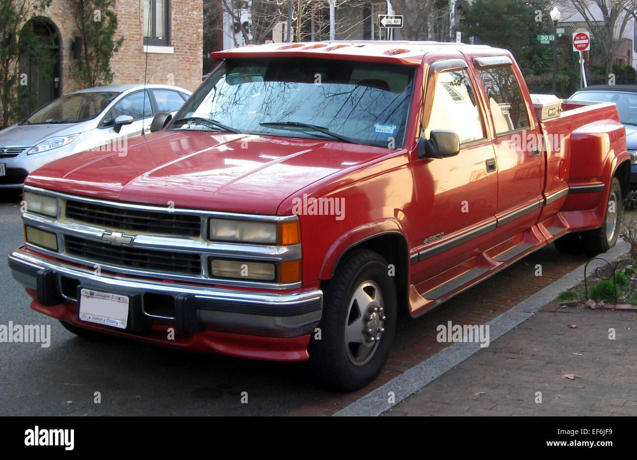 The Chevrolet CK 3500 is a heavy-duty pickup truck known for its ...