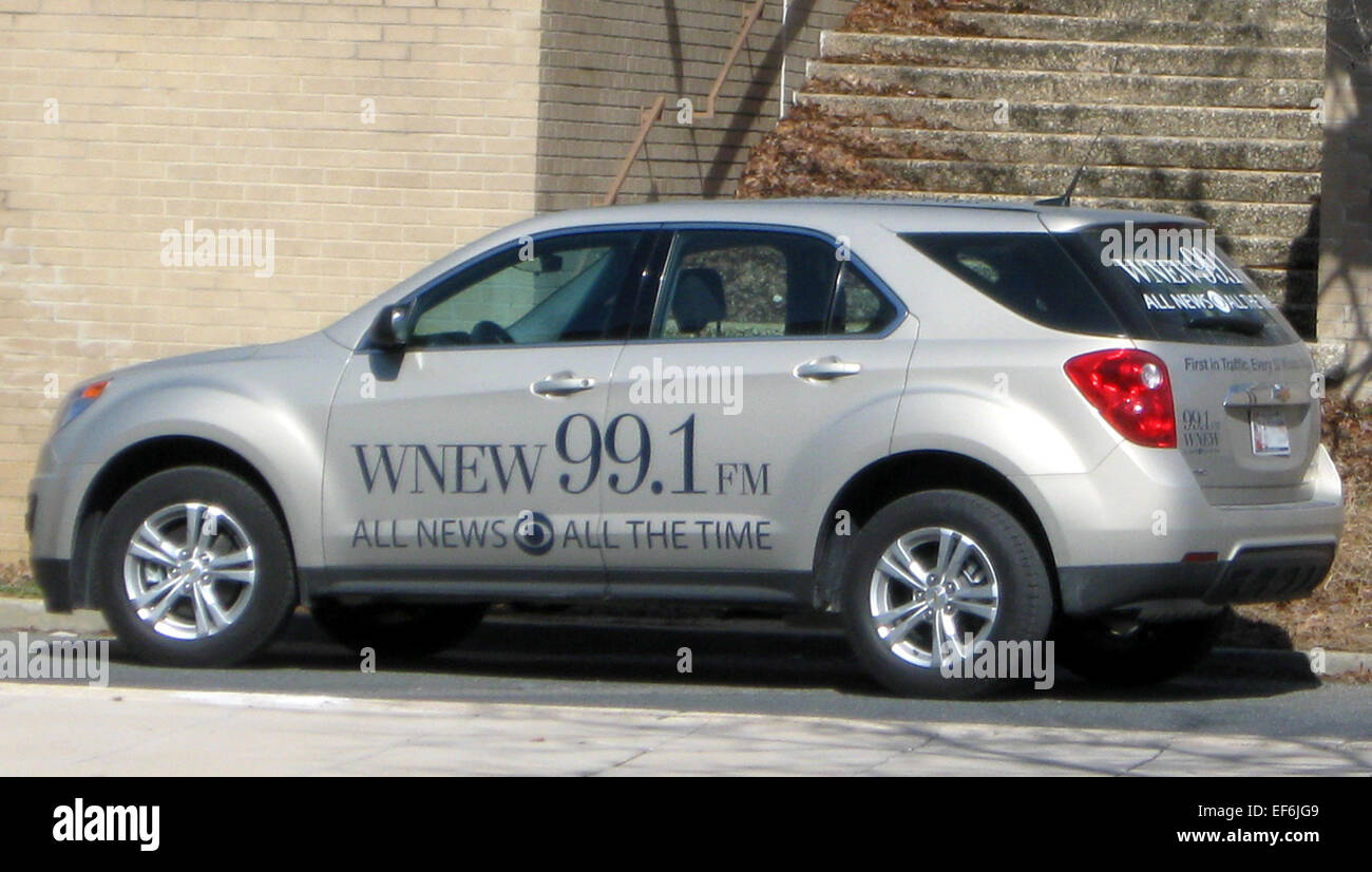 The 2012 Chevrolet Equinox is a mid-size crossover SUV offering a ...