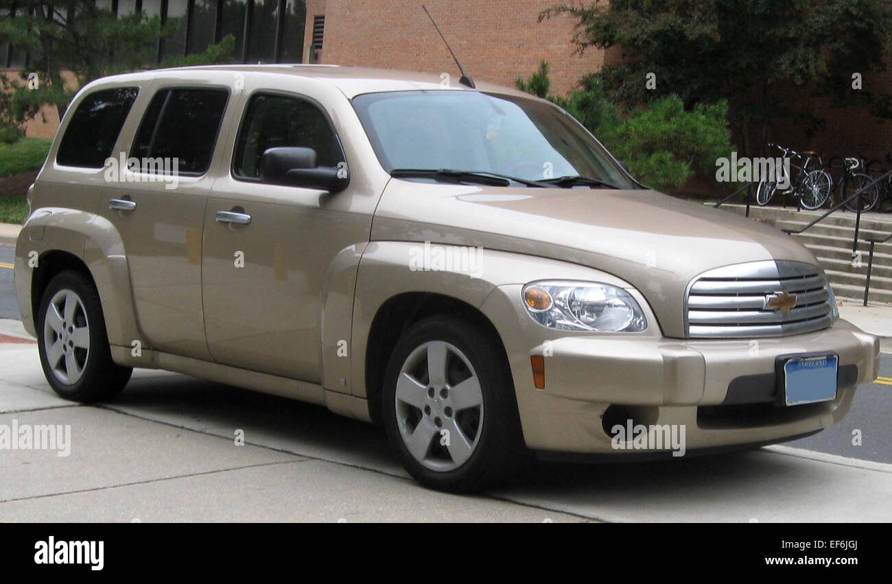 The 2009 Chevrolet HHR is a compact crossover SUV with a retro design ...