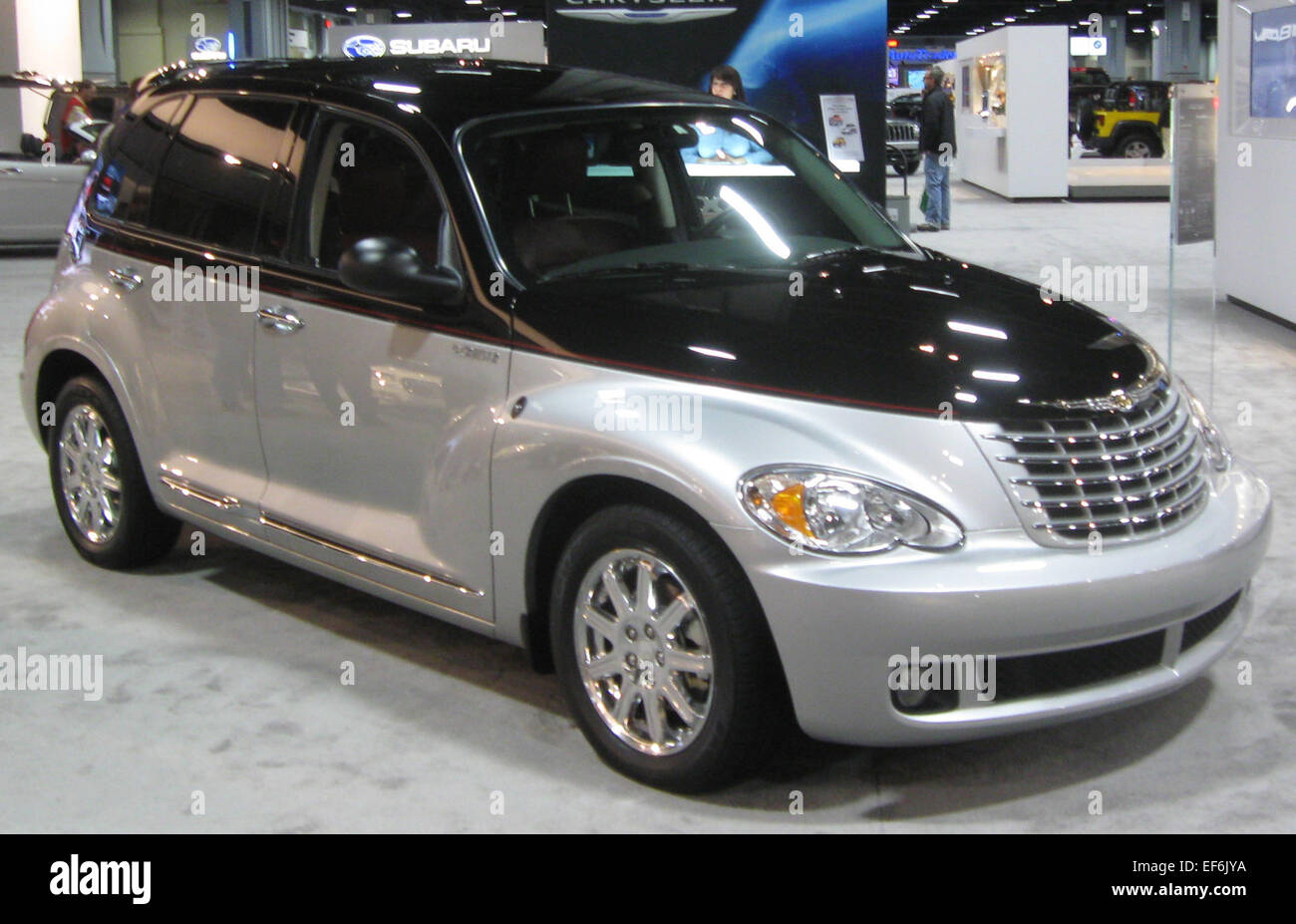 Pt cruiser hi-res stock photography and images - Alamy