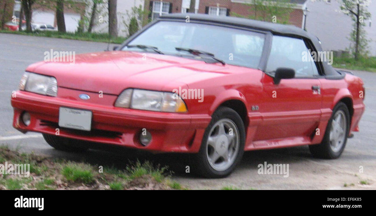 The Ford Mustang 5.0 convertible is a classic American muscle car ...