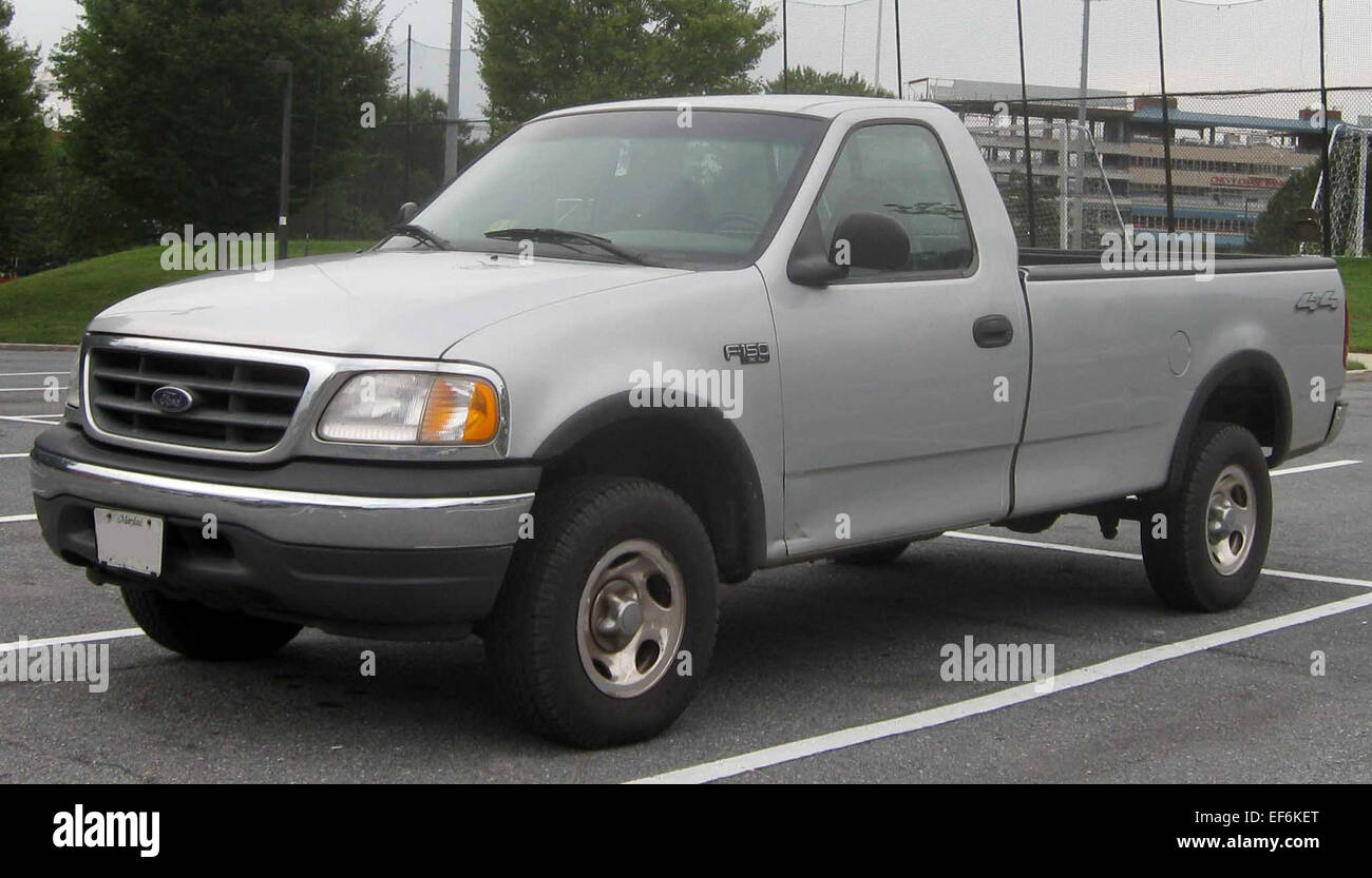 The 2009 Ford F-150 XL Regular Cab is a full-size pickup truck designed ...