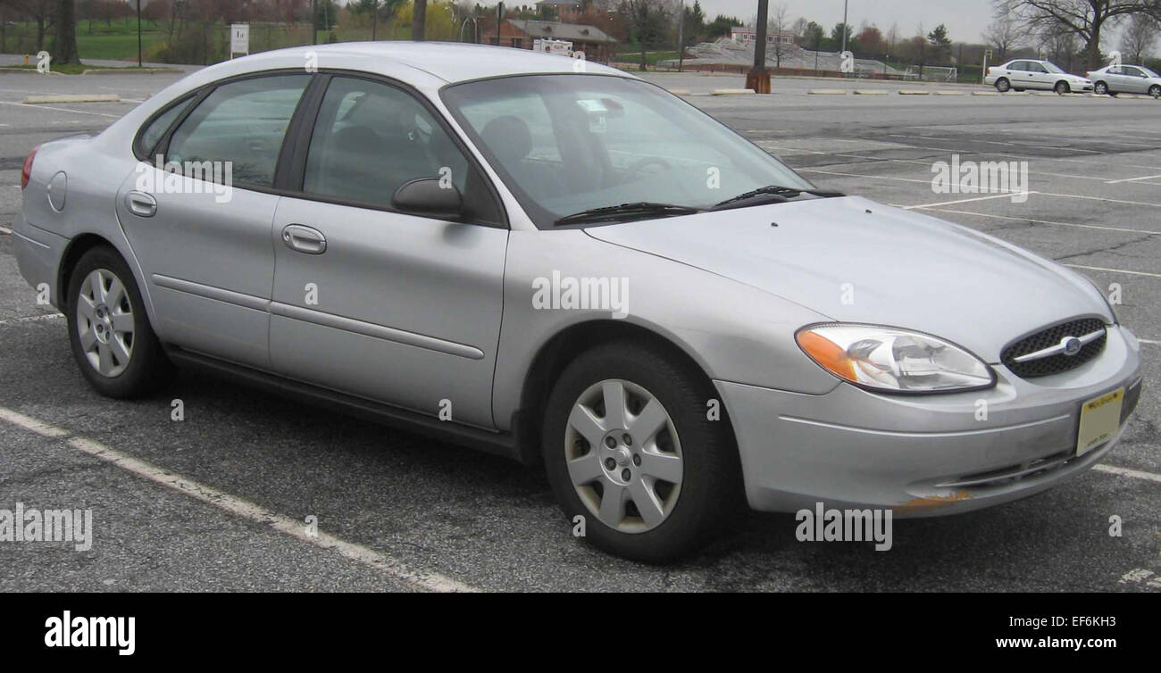 The 2000 Ford Taurus LX is a mid-size sedan known for its comfort and ...