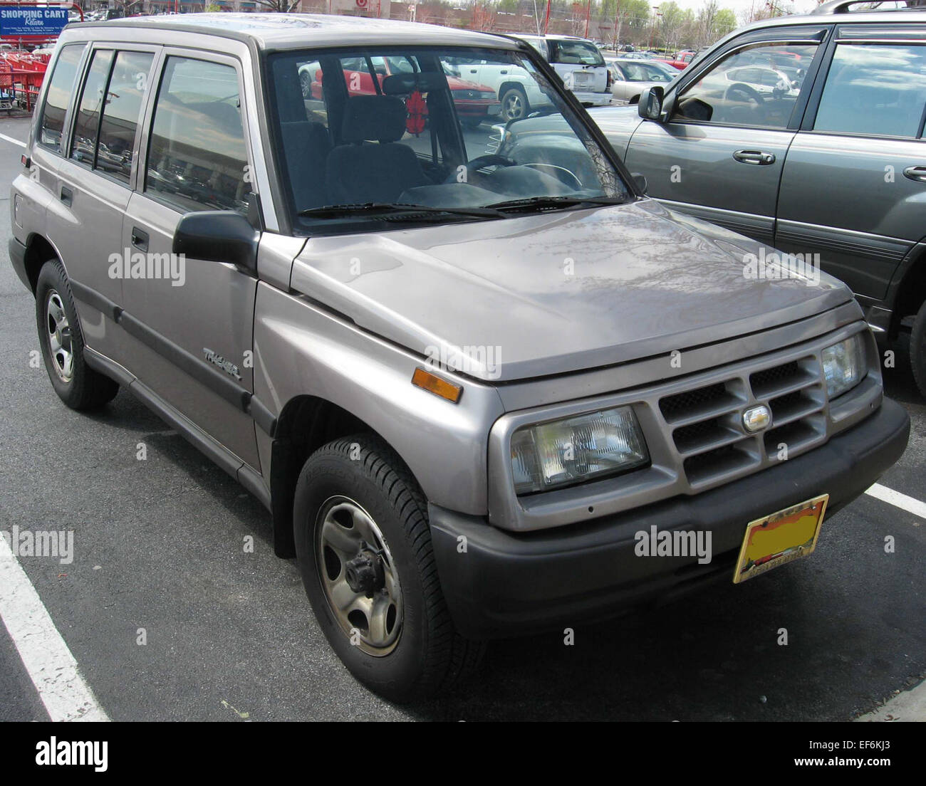 The Geo Tracker 4-door is a compact SUV known for its off-road ...
