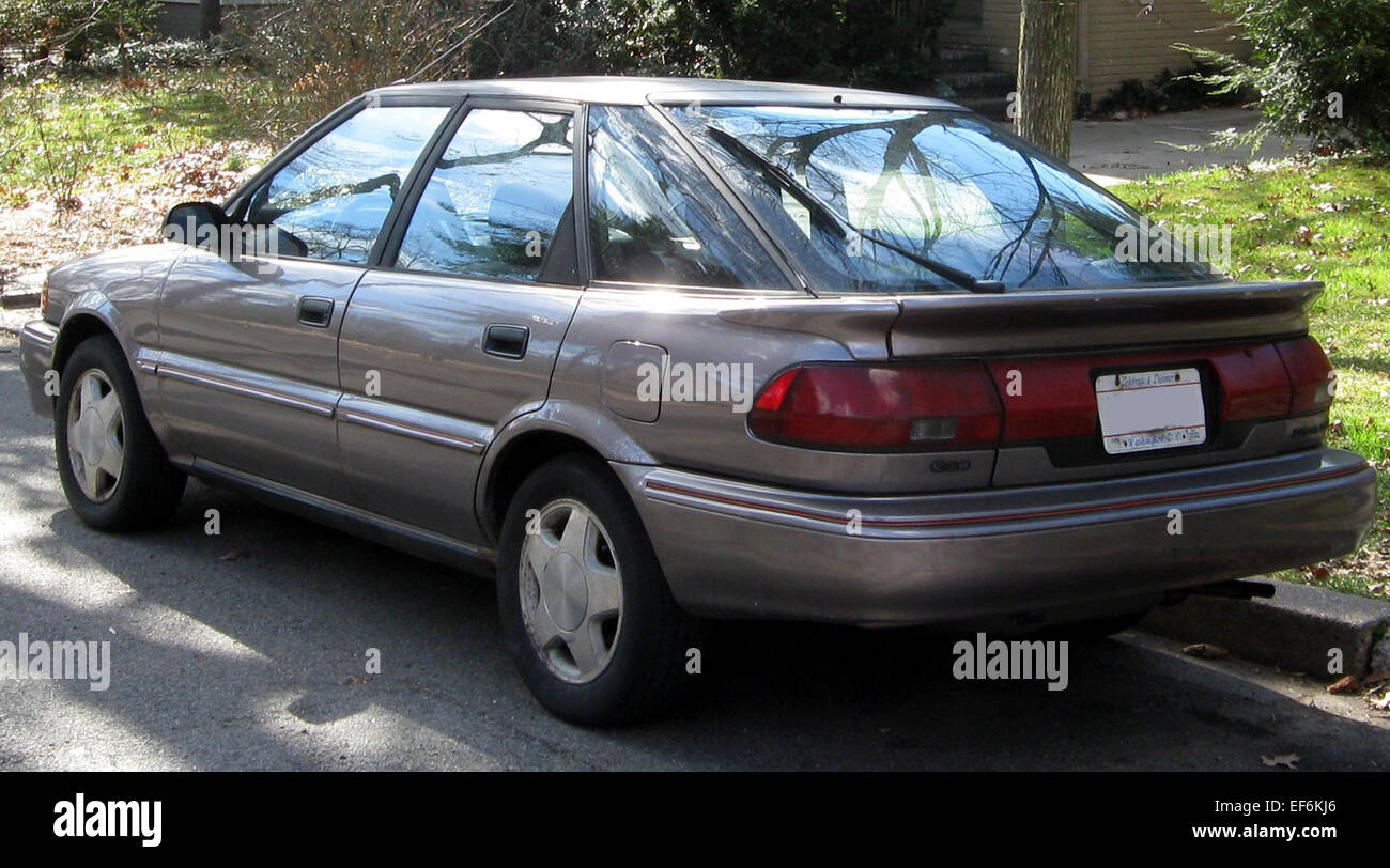 The 2002 Geo Prizm GSi hatchback is a compact car designed for ...