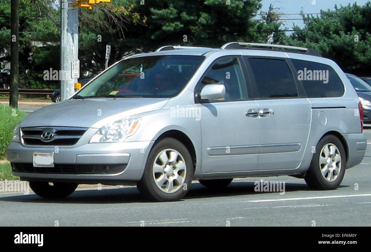 Car entourage hi-res stock photography and images - Alamy