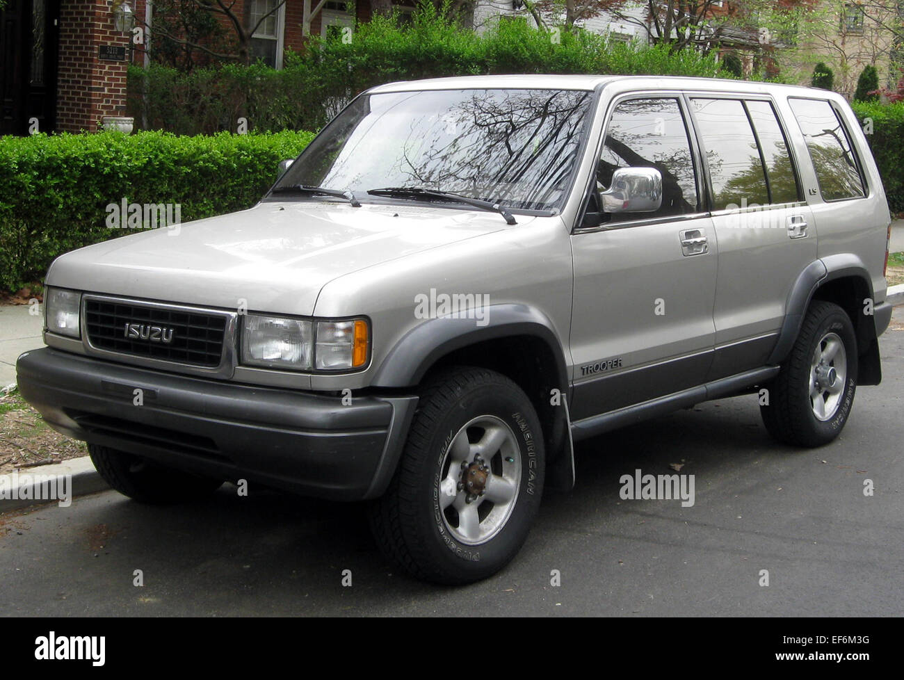 The 2012 Isuzu Trooper LS is a rugged SUV known for its off-road ...