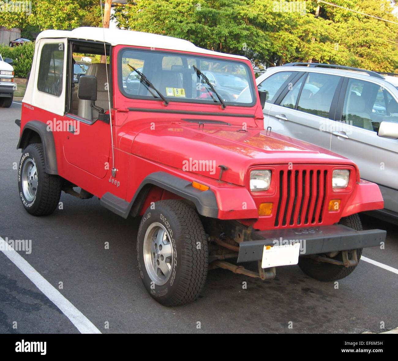 Jeep Wrangler YJ Stock Photo - Alamy