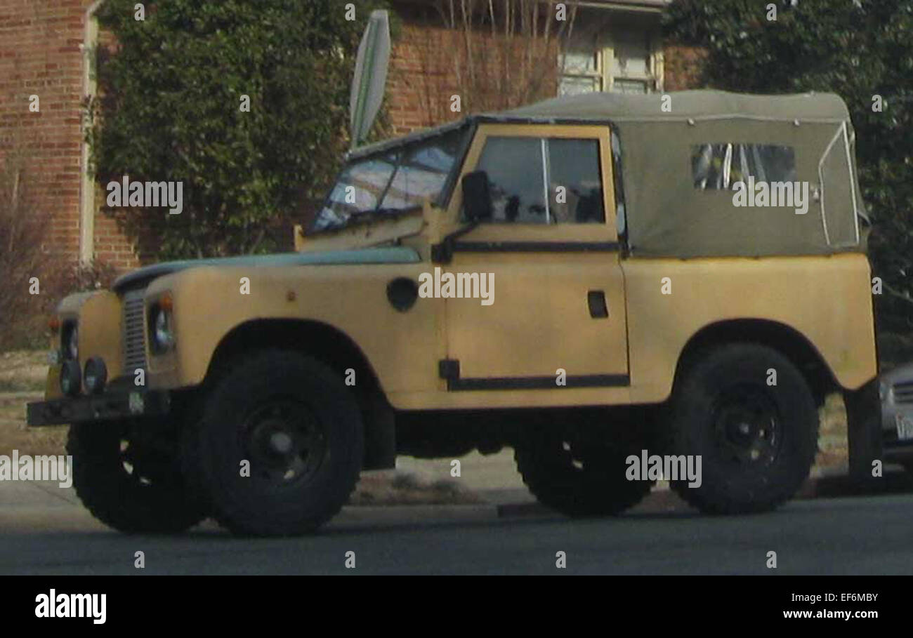 Land Rover 2 door Stock Photo - Alamy